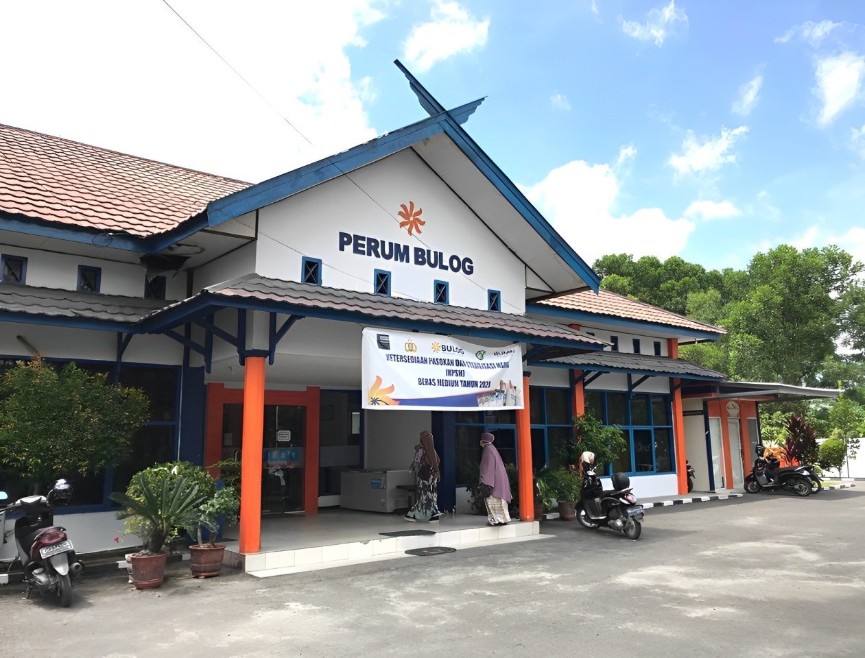 Bulog Sampit Pastikan Stok Beras Cukup Hingga Akhir Tahun 2024 ...